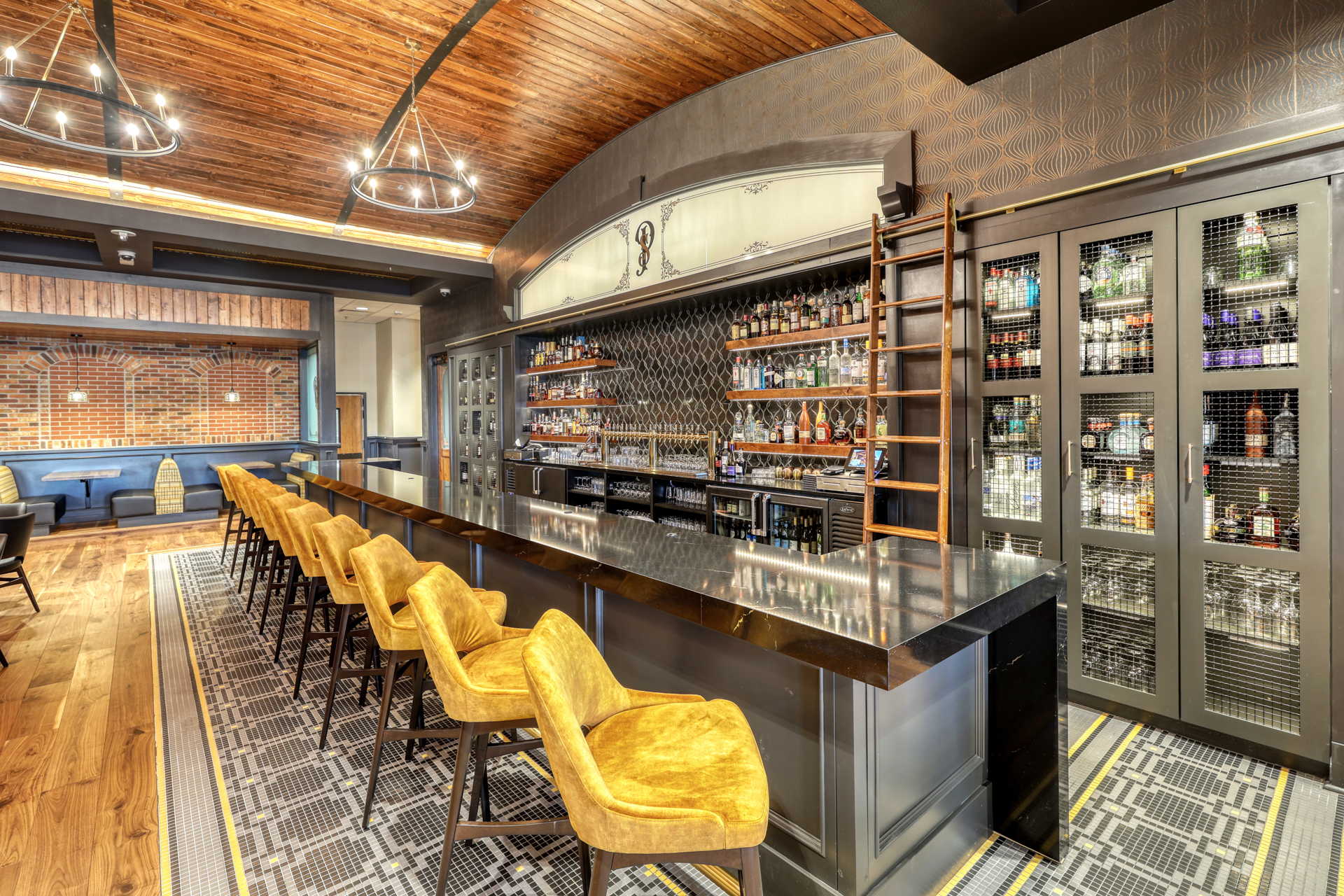 Preacher Smith's Taproom & Commons | The Lodge at Deadwood